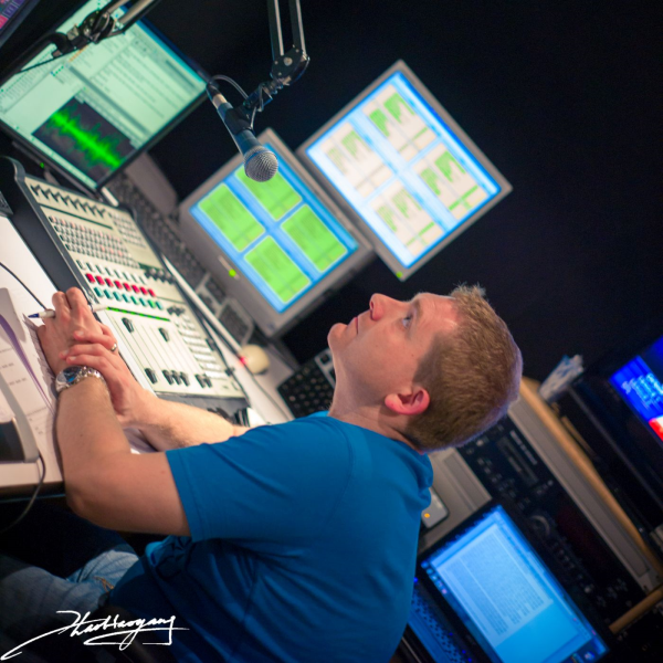 James Masterton's Chart Update | Free Internet Radio | TuneIn