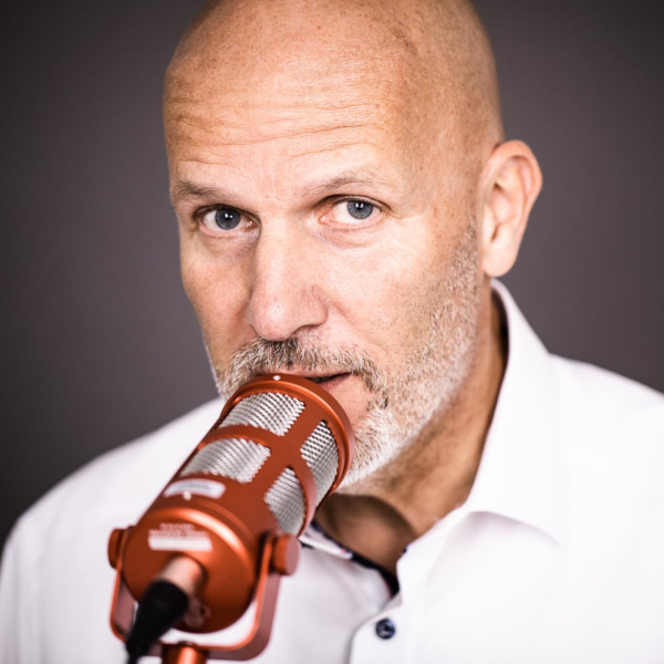 Social Selling im B2B mit Joachim Rumohr | Listen to Podcasts On Demand ...