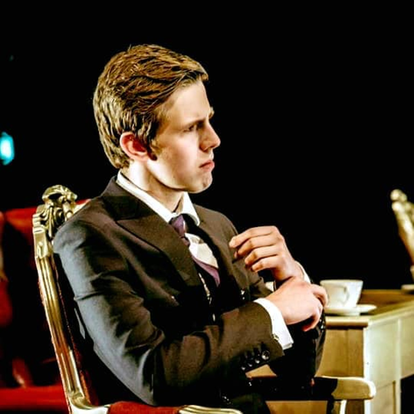 Artistic Licence | Listen to Podcasts On Demand Free | TuneIn