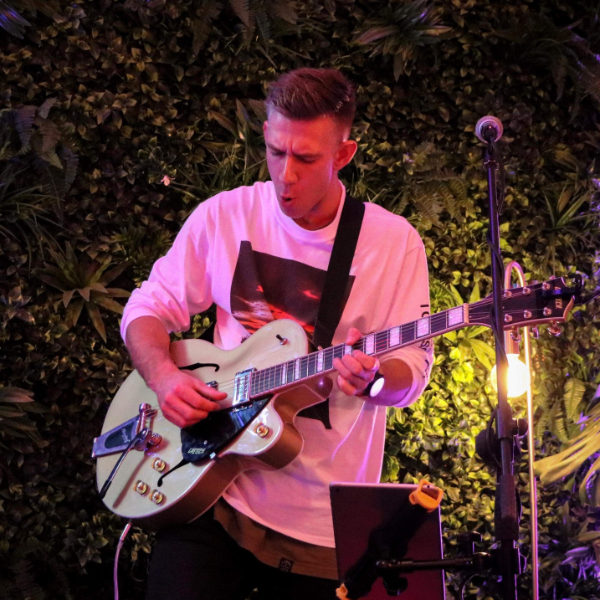 Ryan Shanks is in a Mood | Listen to Podcasts On Demand Free | TuneIn