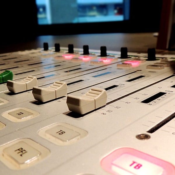 Aithris Na Maidne | Listen to Podcasts On Demand Free | TuneIn