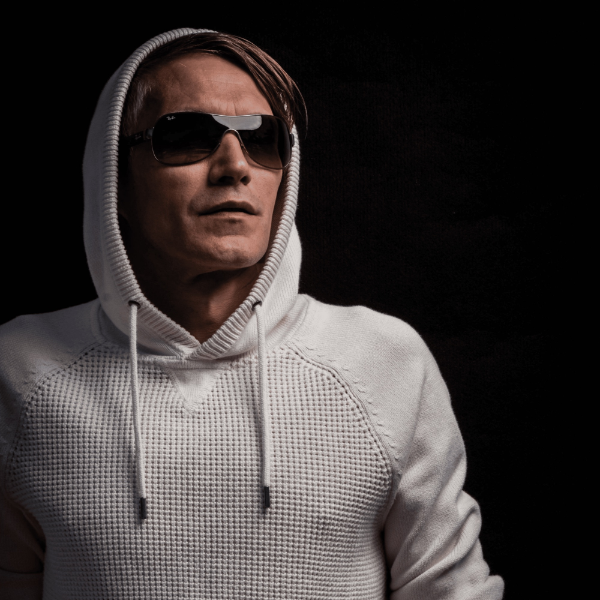 THORSTEN HAMMER | Listen to Podcasts On Demand Free | TuneIn