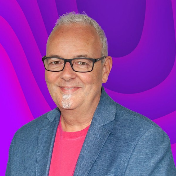 John Lipscombe | Free Internet Radio | TuneIn