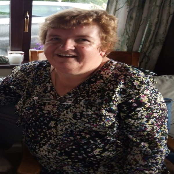 Country Legends - Anne O'Halloran | Free Internet Radio | TuneIn